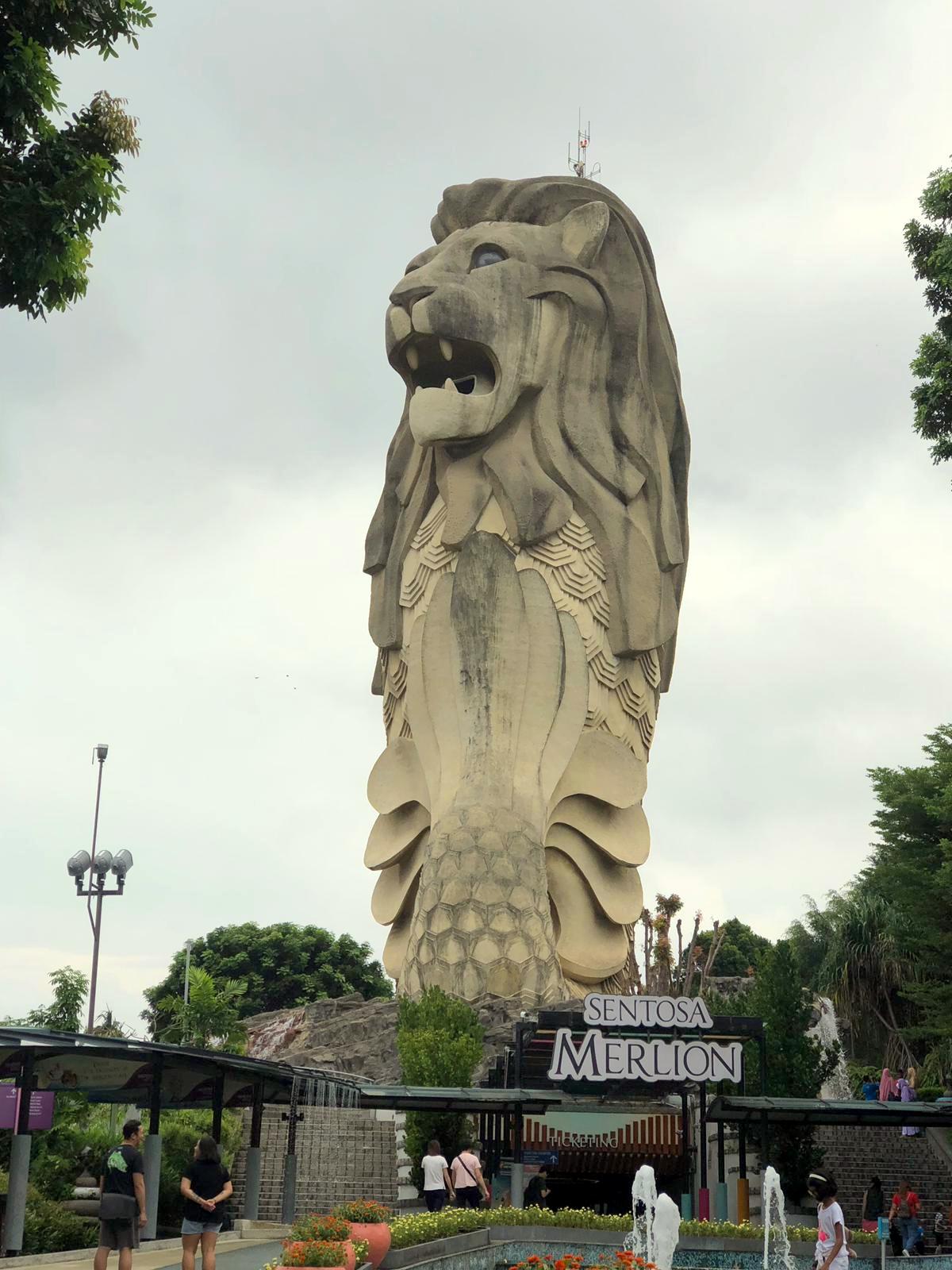 One Faber Group Sentosa: Teleférico, Sentosa Merlion y Wings of time ...
