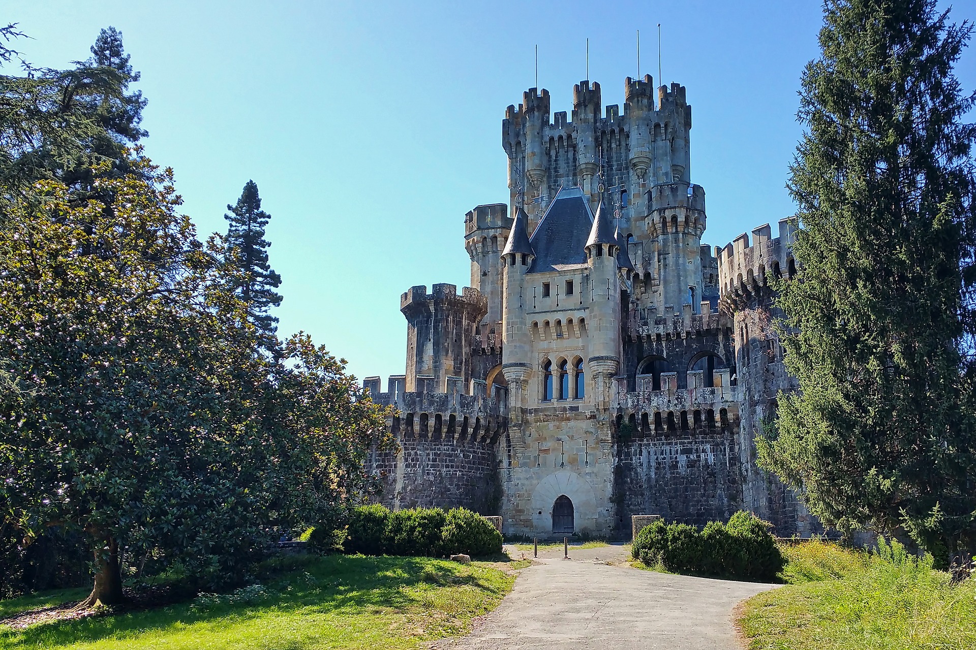 Castillo del Butrón, el castillo medieval a pocos minutos de Bilbao ...