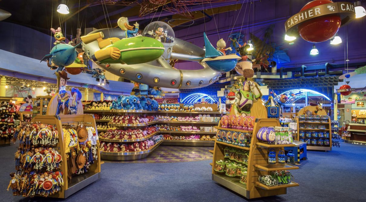 Qué hacer en el Disney Village de Disneyland París - Viajes Globetrotter