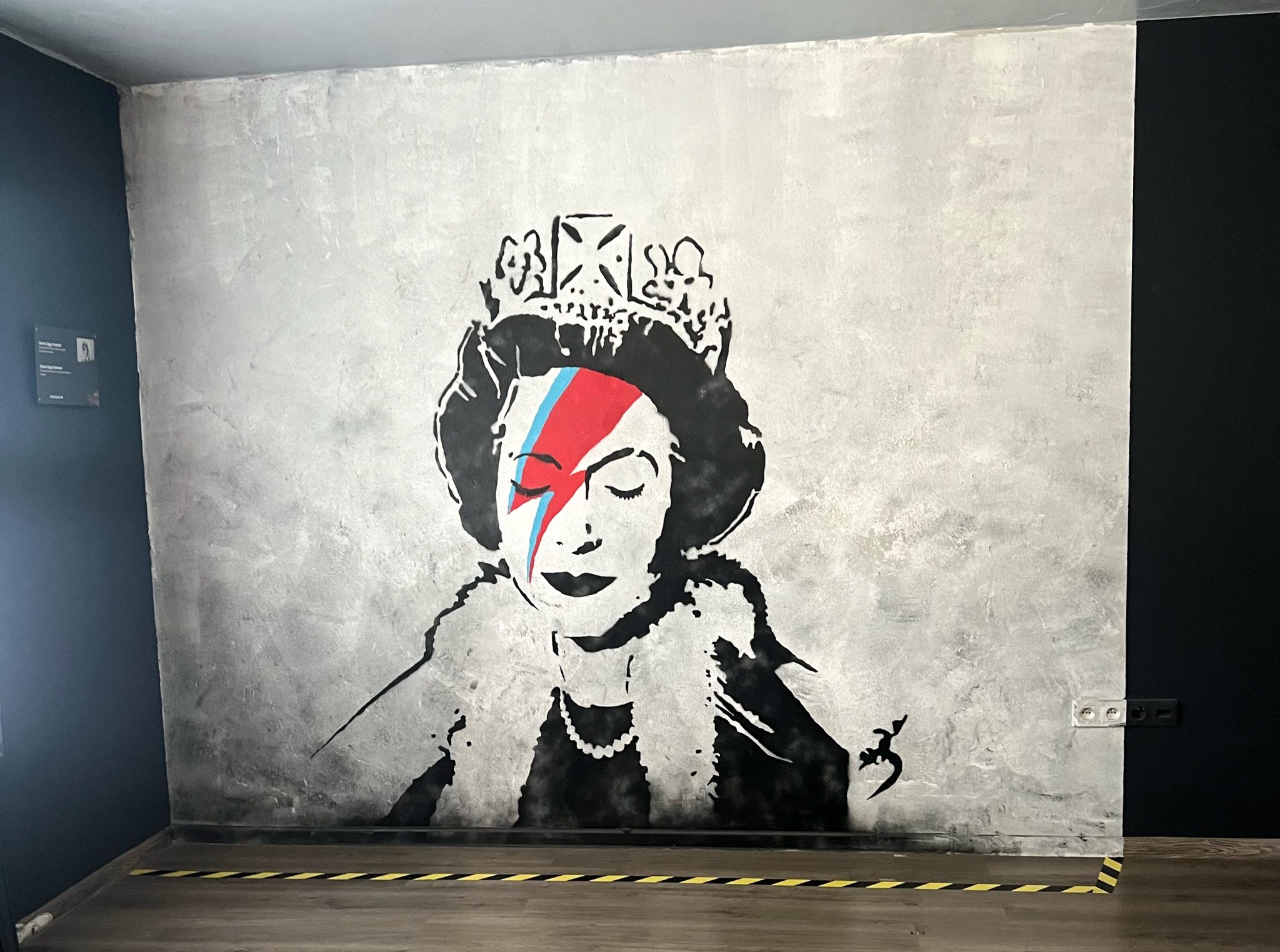 Visitar el Banksy Museum en Cracovia - Viajes Globetrotter